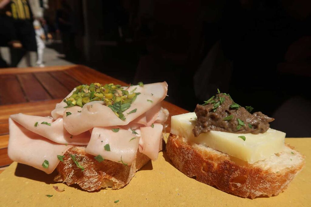 Cicchetti in Venice: A Guide to Venetian Street Food (2025)