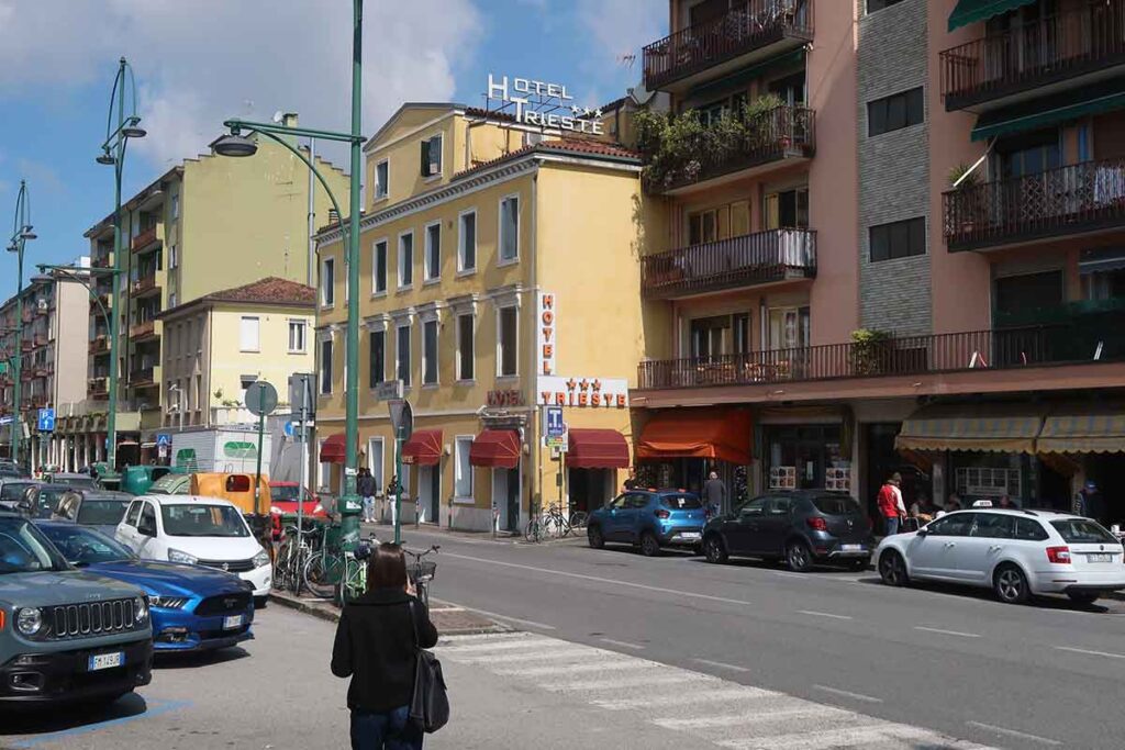 How to get from Mestre to Venice 2025 (The Fast and Cheap Way)