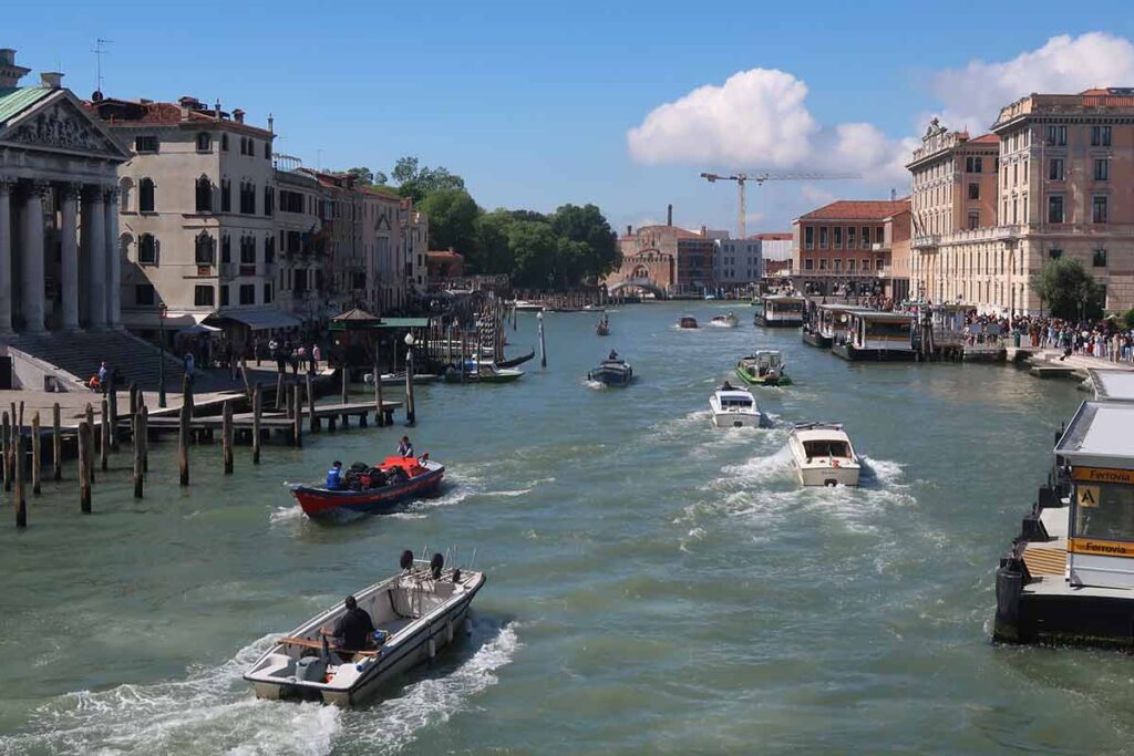 Venice vs Florence: Which is City is Worth Your Time 2024?