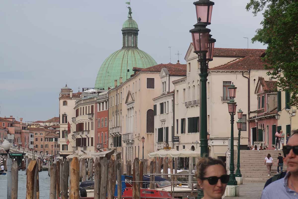 Where to Stay in Venice: 6 of the Best Neighbourhoods (2024)