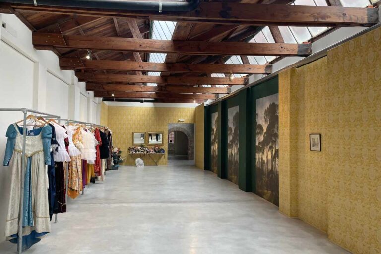Wearing Costumes in Venice: The Ultimate Dress-Up Experience